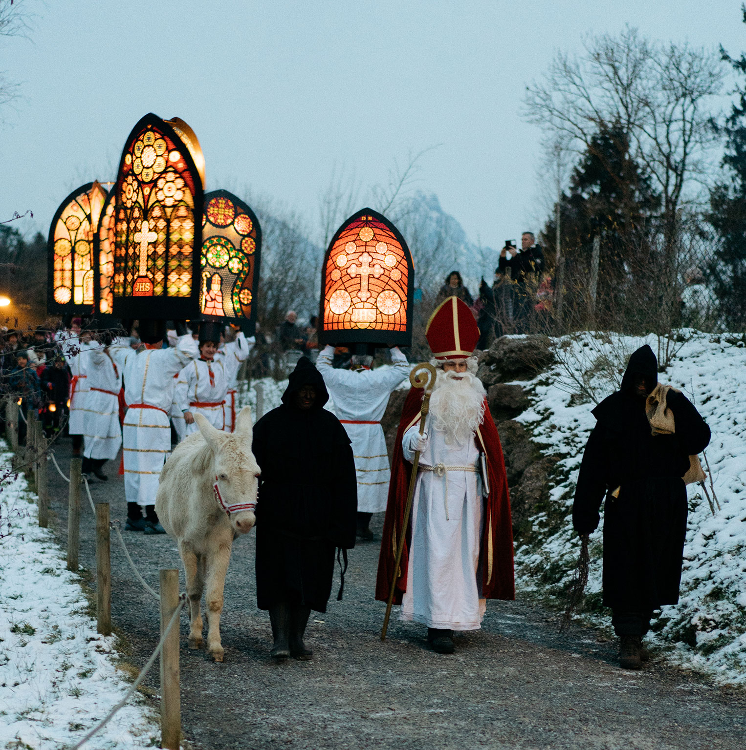 Der Samichlaus zu Besuch im Tierpark | Natur- und Tierpark Goldau